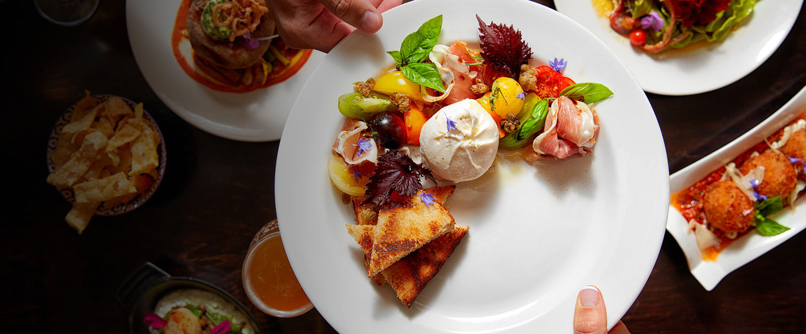 About Us | Twisted Lemon Restaurant & Boutique Inn – Twisted Lemon ...